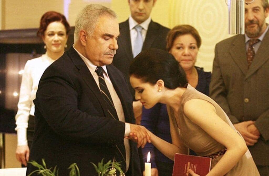 Турецкий сериал "Листопад": сюжет и актеры
